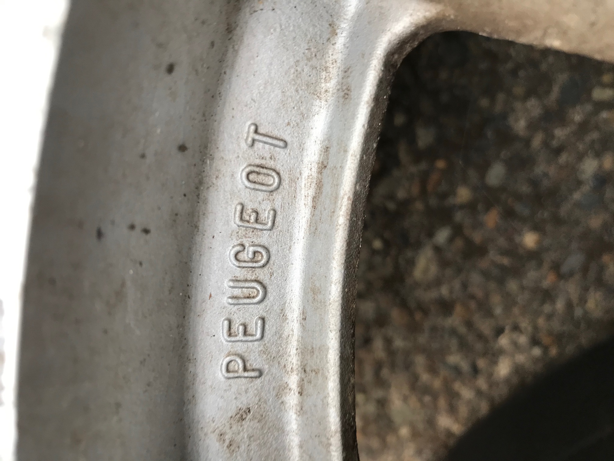 OEM Factory alloys 505? - For Sale / Want ads - Peugeot Enthusiasts Group